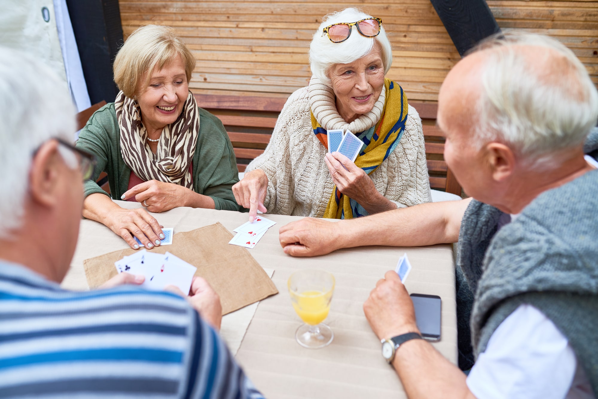 20 Fun Games to Play with Seniors | Lighthouse